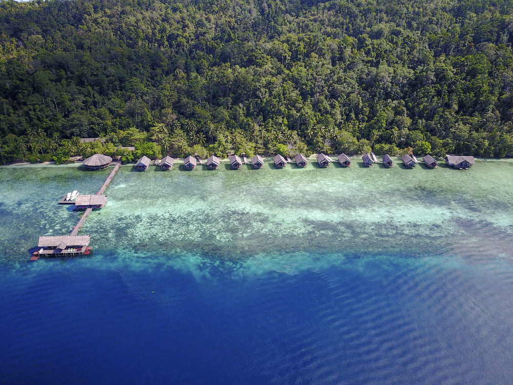 Papua Explorers Dive Resort - Reisecenter Federsee